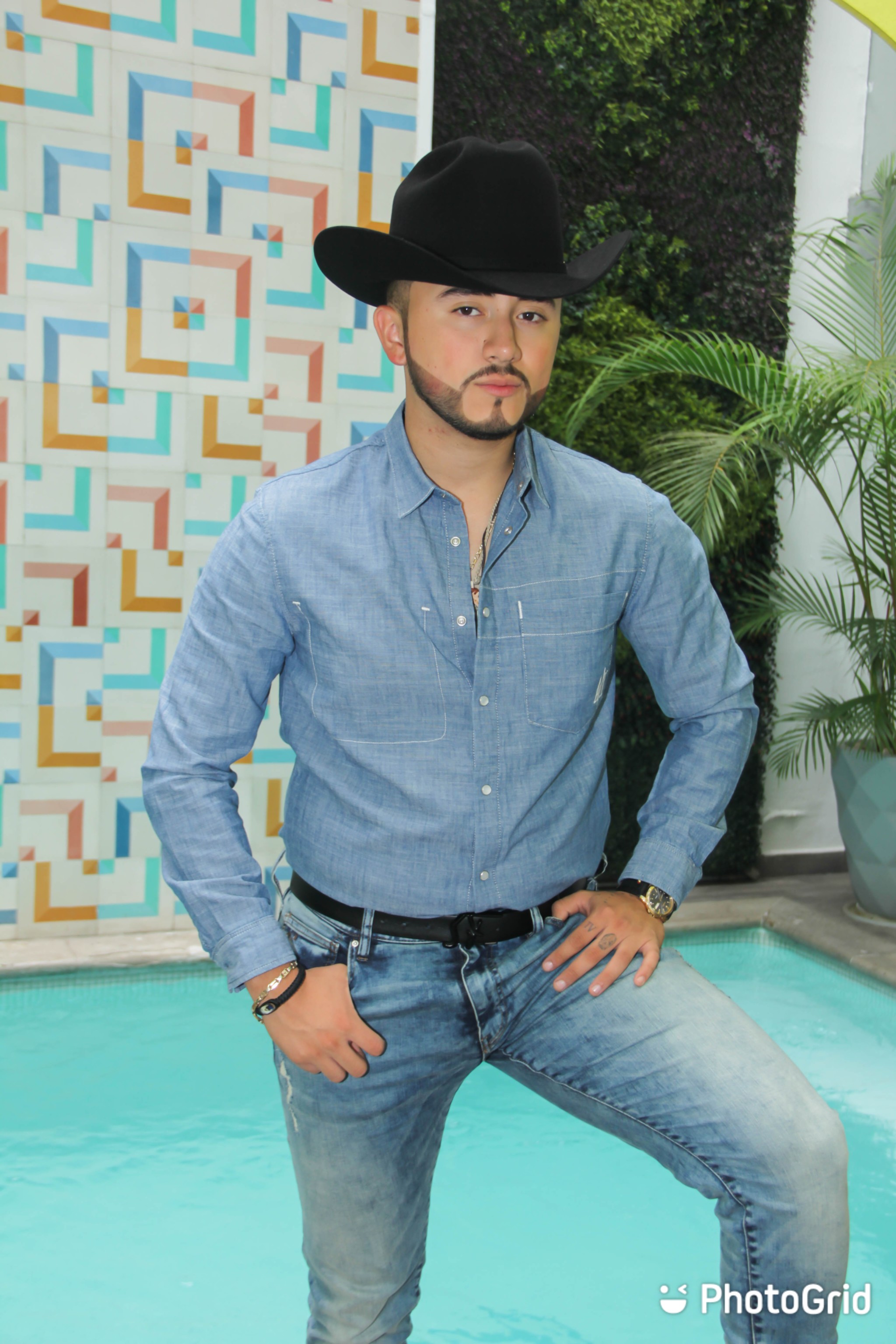 BRIAN MUÑOZ ANDA RECIO CON SU NUEVO EP “SE CALENTÓ EL TERRENO”